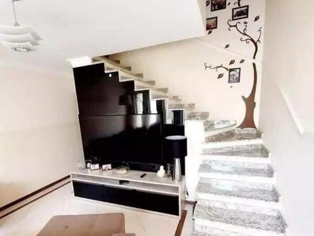 Sobrado à venda 2 quartos 2 suítes 1 vaga Utinga Santo André SP