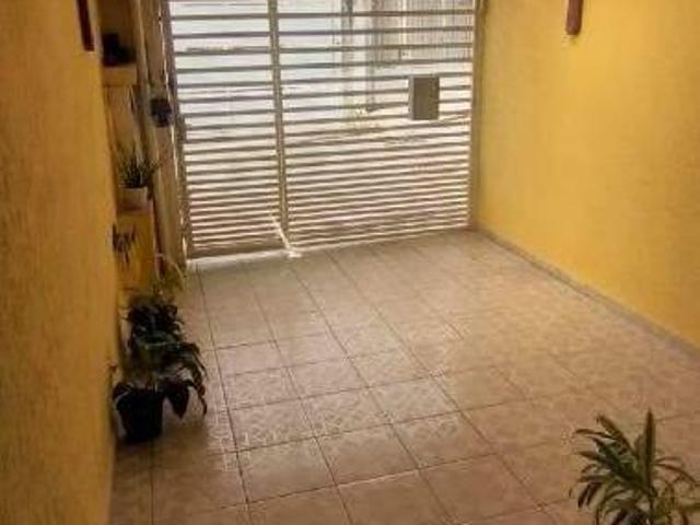 Sobrado à venda 2 quartos 2 suítes 1 vaga Alice Santo André SP