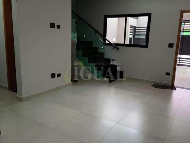 Sobrado à venda, 2 quartos, 2 suítes, 2 vagas, Parque Erasmo Assunção Santo André/SP