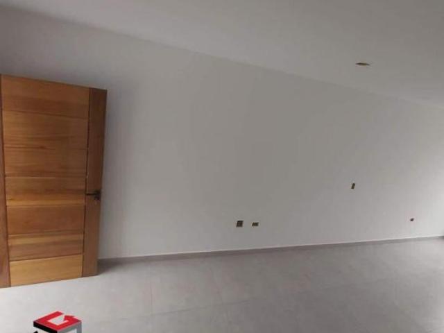 Sobrado à venda 2 quartos 2 suítes 2 vagas Pires Santo André SP