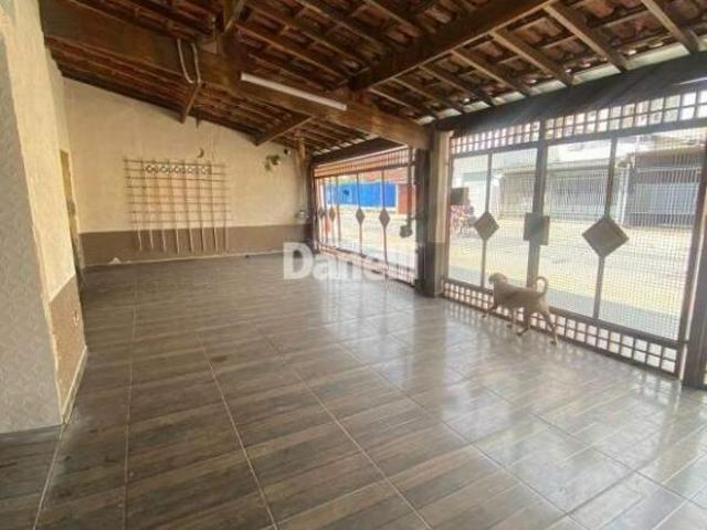 Sobrado à venda, 2 quartos, 2 suítes, 3 vagas, Vila São Geraldo Taubaté/SP