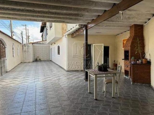 Sobrado à venda, 2 quartos, 2 suítes, 4 vagas, Vila Lucinda Santo André/SP