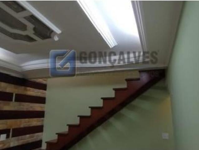 Sobrado à venda | 2 suítes, 2 vagas | Vila Príncipe de Gales, Santo André