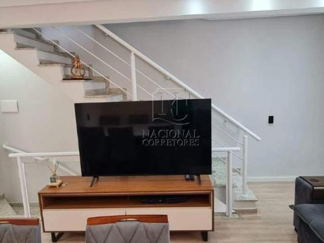 Sobrado à venda, 2 suítes, 2 vagas, Parque Novo Oratório Santo André/SP