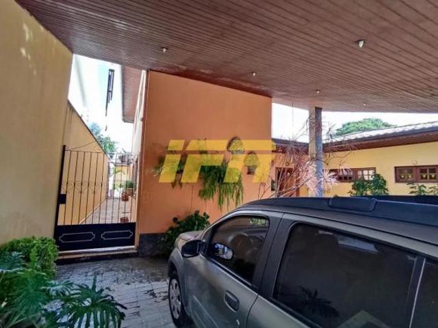 Sobrado à venda, 300 m² Independência Taubaté/SP