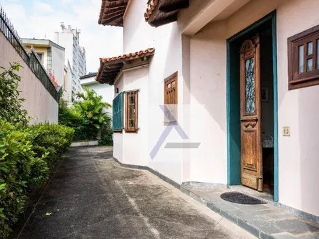 Sobrado à venda, 300 m² por R$ 3.900.000,00 Jardim das Bandeiras São Paulo/SP