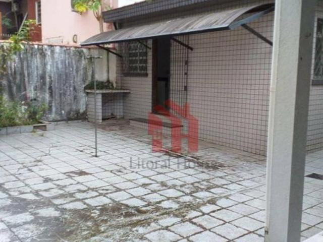 Sobrado à venda, 300 m² por R$ 1.600.000,00 Gonzaga Santos/SP
