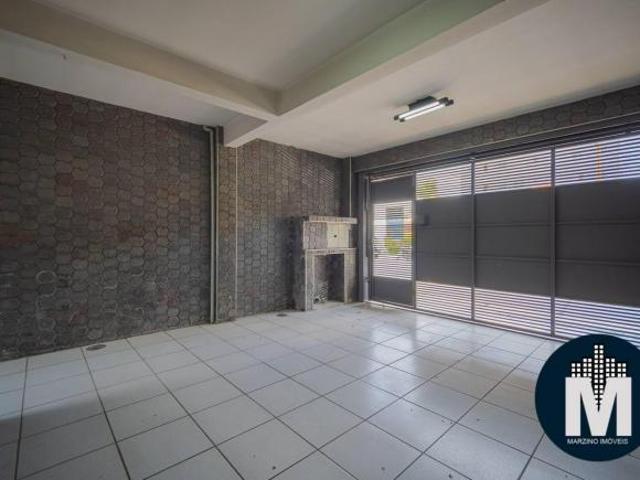 Sobrado À venda 320m² com 3 Dorms + casa no fundo 2 Dorms e 2 Vagas KM18
