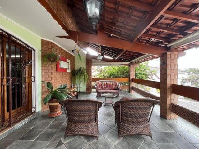 Sobrado à venda, 331 m² por R$ 1.484.000,00 Vila Galvão Guarulhos/SP