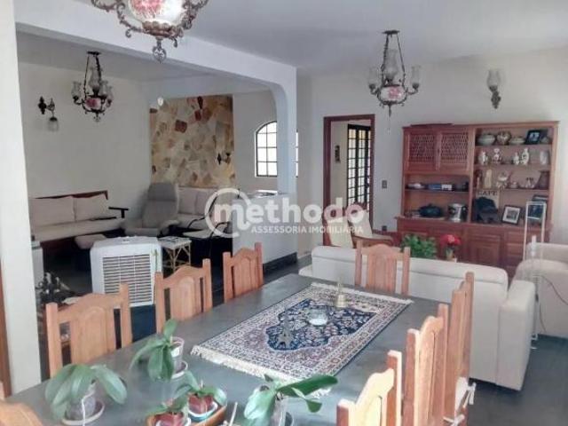 Sobrado à venda, 345 m² por R$ 740.000,00 Jardim Chapadão Campinas/SP