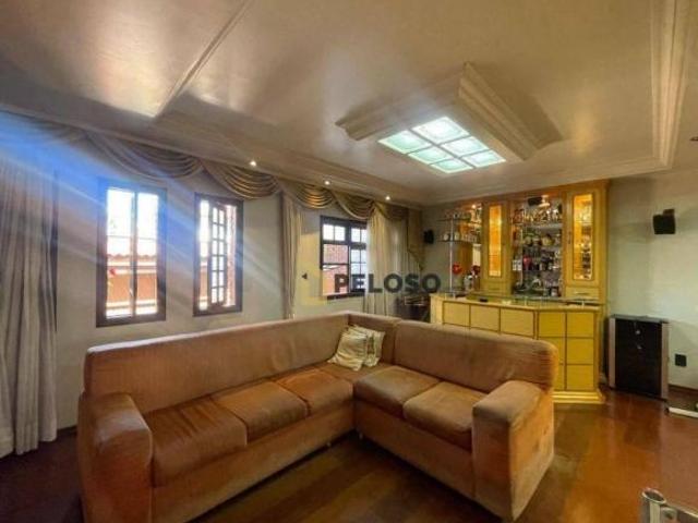 Sobrado à venda | 340m² | 4 dormitórios | 2 suítes | 6 vagas | Santa Terezinha São Paulo/SP