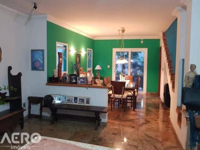 Sobrado à venda, 350 m² por R$ 1.000.000,00 Jardim América Bauru/SP