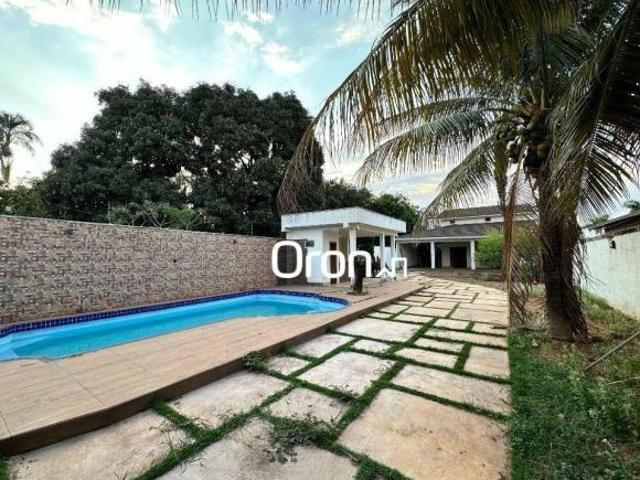 Sobrado à venda, 360 m² por R$ 1.198.000,00 Vila Rezende Goiânia/GO