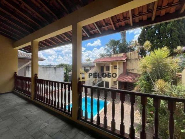 Sobrado à venda | 372m² | 6 dormitórios | 4 suítes | 5 vagas | Varanda | Piscina | Vila Rosália Gu