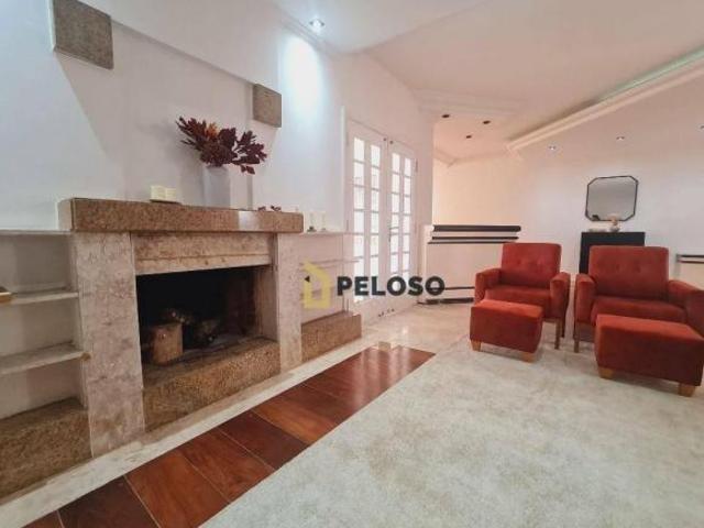 Sobrado à venda | 384m² | 4 dormitórios | 2 suítes | 3 vagas | Tremembé São Paulo/SP