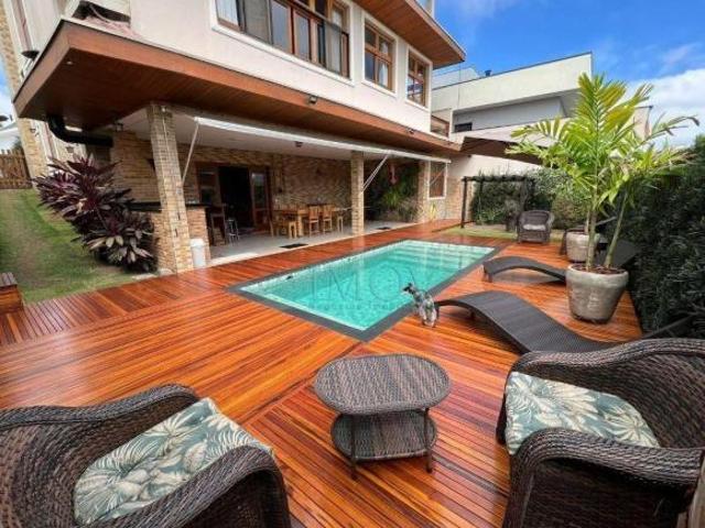 Sobrado à venda, 380 m² por R$ 3.600.000,00 Condomínio Residencial Monte Carlo São José dos Camp