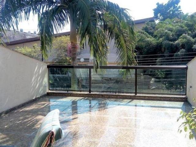 Sobrado a venda | 7 dormitórios | 6 suites| 8 vagas | 840m² no Tucuruvi