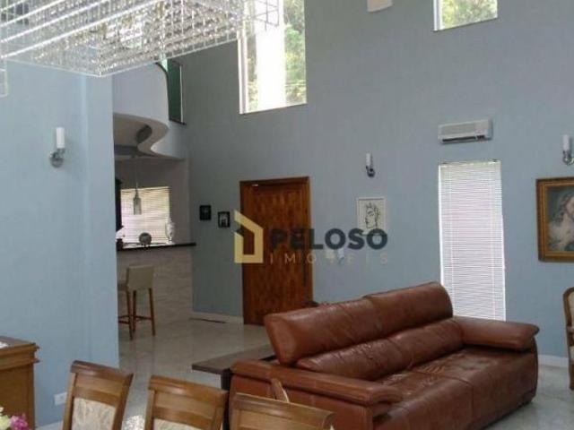 Sobrado à venda | 400m² | 3 dormitórios | 2 suítes | 4 vagas | Mairiporã São Paulo/SP