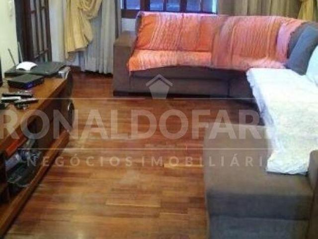 SOBRADO A VENDA, 4 DORMS 4 VAGAS, REGIAO VILA SAO JOSE