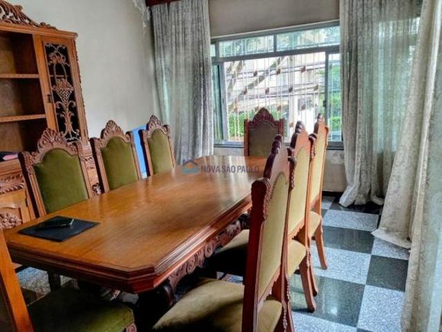 Sobrado à venda, 4 quartos, na Vila da Saúde