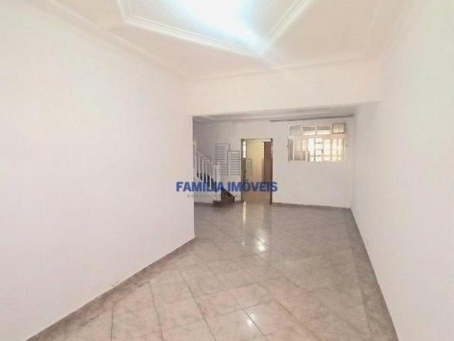Sobrado à Venda 4 quartos com suíte edícula na Vila Belmiro Santos