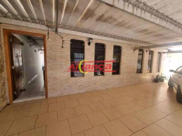 Sobrado à venda 4 Quartos e 4 vagas no Jardim São Ricardo com 185 m²