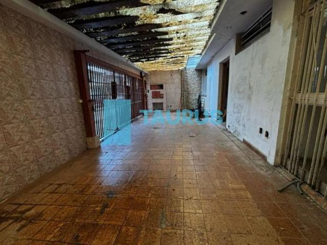 Sobrado à venda, 4 quartos, para retrofit, 150m², no Brooklin, São Paulo