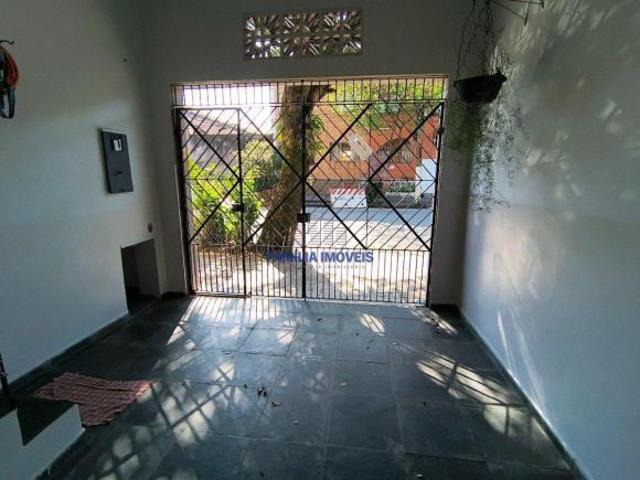 Sobrado à venda 4 quartos quintal 1 vaga Macuco Santos/SP