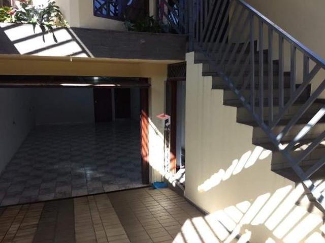 Sobrado à venda 4 quartos 1 suíte 6 vagas Marajoara Santo André SP