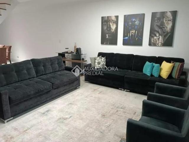 Sobrado à venda, 4 quartos, 1 suíte, 6 vagas, Nova Petropolis Sbc