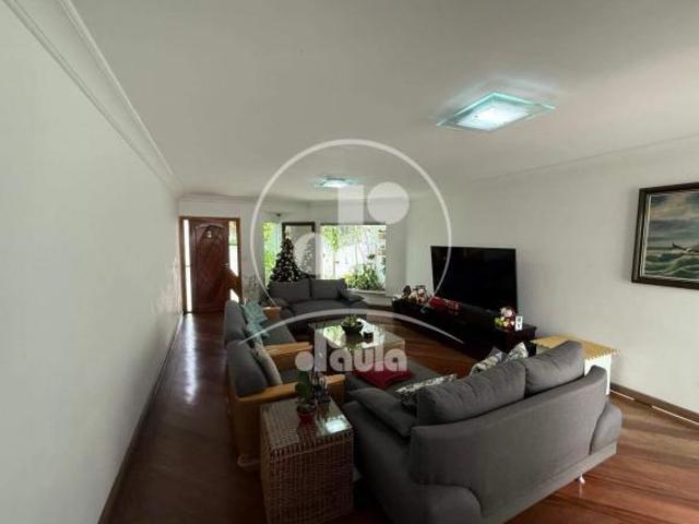 Sobrado à venda, 4 quartos 2 suítes Vila Gilda em Santo André/SP
