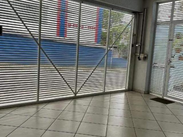 Sobrado à venda 4 quartos 2 suítes 4 vagas Gilda Santo André SP