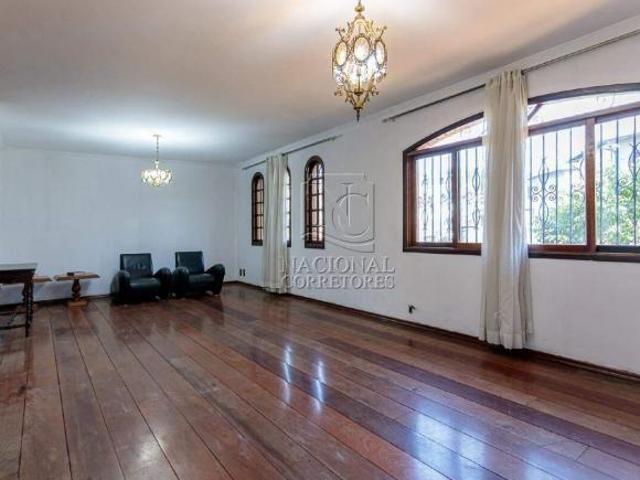 Sobrado à venda, 4 quartos, 2 suítes, 8 vagas, Vila Lucinda Santo André/SP