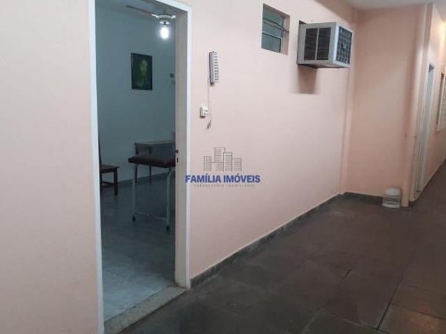 Sobrado à venda 4 Quartos 2 Vagas na Vila Mathias Santos
