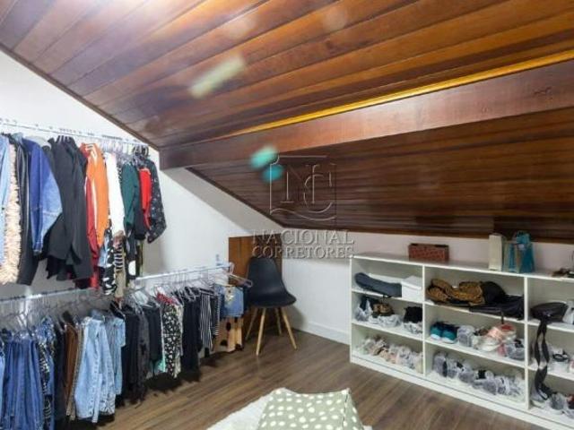 Sobrado à venda, 4 quartos, 2 vagas, Parque Erasmo Assunção Santo André/SP