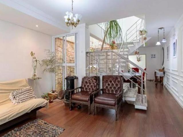 Sobrado à venda, 4 quartos, 3 suítes, 3 vagas, Vila Assunção Santo André/SP