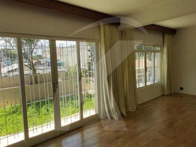 Sobrado à venda, 4 Quartos, 3 Vagas, Horto Florestal