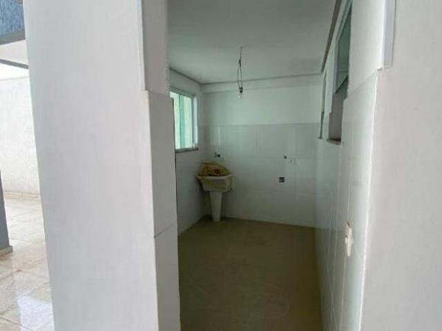 Sobrado à venda 4 quartos 4 suítes 3 vagas Pinheirinho Santo André SP
