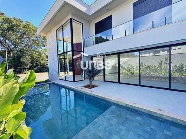 Sobrado à venda | 4 Suítes | 494,67 m² | Jardins França | Goiânia
