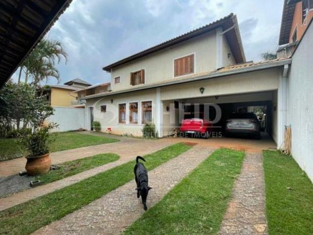 SOBRADO A VENDA 4 SUÍTES 5 VAGAS BOLSÃO DE INTERLAGOS ALTO PADRÃO