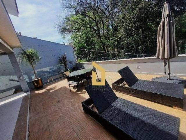 Sobrado à venda | 500 m² | 4 suítes | 6 vagas | Tremembé São Paulo/SP