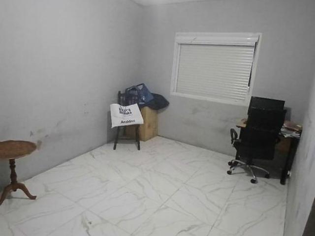 SOBRADO A VENDA