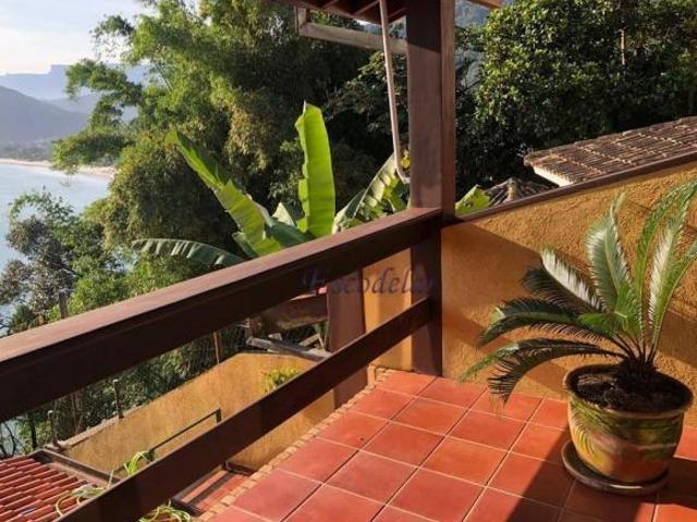 Sobrado com 4 dormitórios à venda, 450 m² por R$ 3.500.000,00 Barra da Lagoa Ubatuba/SP