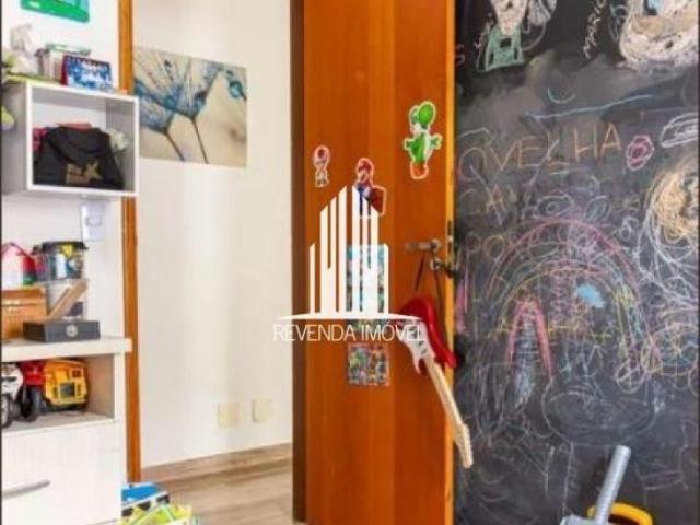 Sobrado a venda 65m² sendo 3dormitórios, 03 banheiros, 02 suítes e 2 vaga Vila Moraes