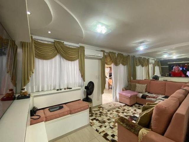 Sobrado à venda, 68 m² por R$ 830.000,00 Villa Branca Jacareí/SP
