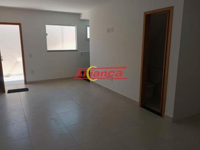 Sobrado à venda, 70 m² por R$ 690.000,00 Penha com 2 suítes e 2 vagas