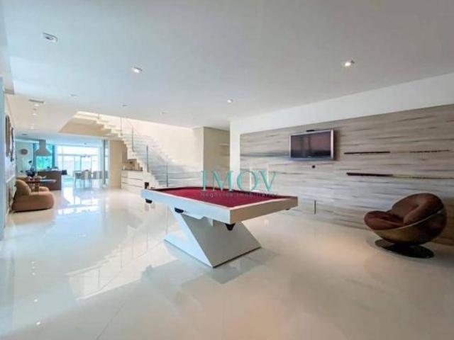 Sobrado à venda, 790 m² por R$ 11.900.000,00 Condomínio Chácara Serimbura São José dos Campos/SP