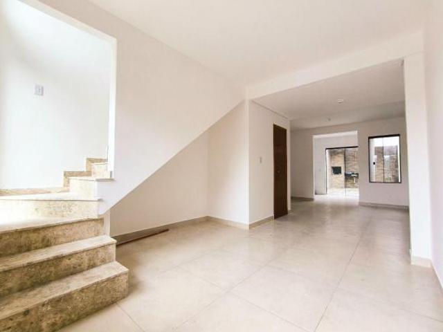 Sobrado à venda, 90 m² por R$ 480.000,00 Sítio Cercado Curitiba/PR