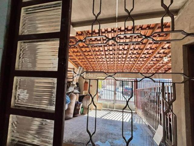 Sobrado à venda com edícula no Jardim Ouro Preto Campinas
