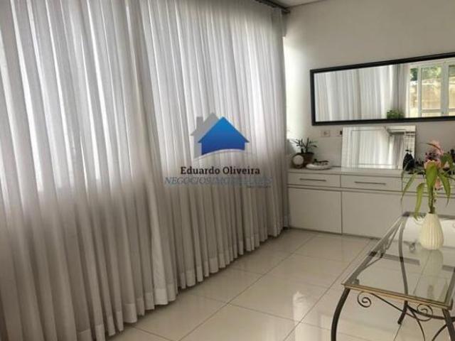Sobrado a venda com piscina em Cotia condominio Sitio Viana